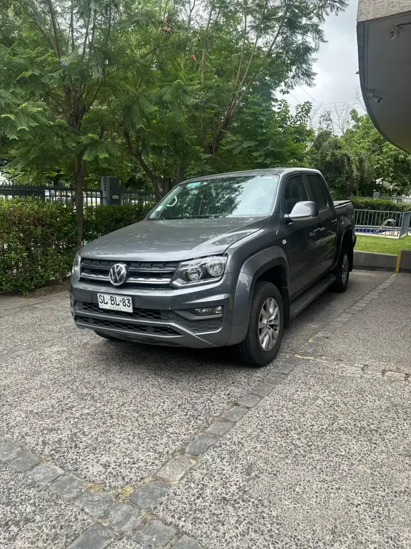 Volkswagen Amarok 2.0L Comfortline 4Motion usado (2023) color Gris ...