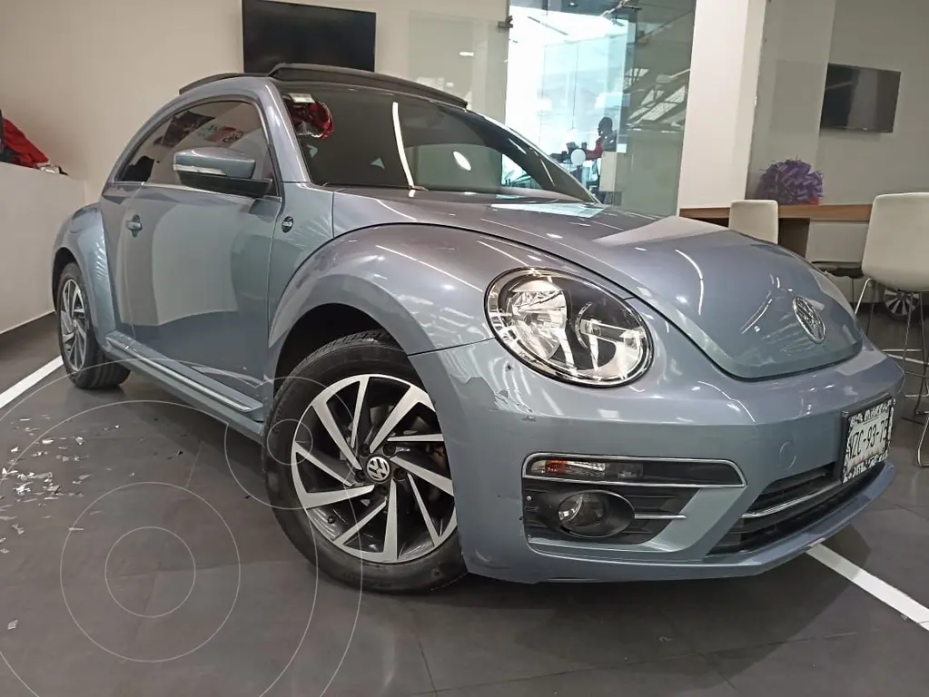 Volkswagen Beetle Sound Tiptronic usado (2018) color Azul Claro precio $350,000