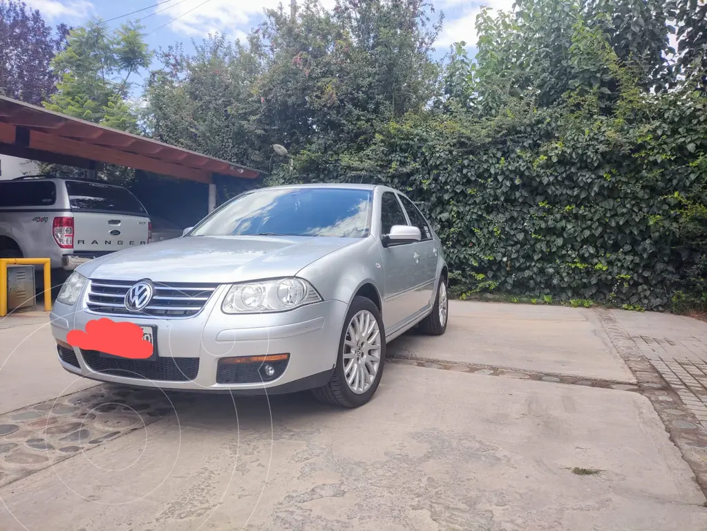 Volkswagen Bora 1.8 T Highline usado (2009) color Gris precio $11.000.000