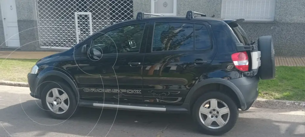 Volkswagen CrossFox Comfortline usado (2008) color Negro precio $10.500.000