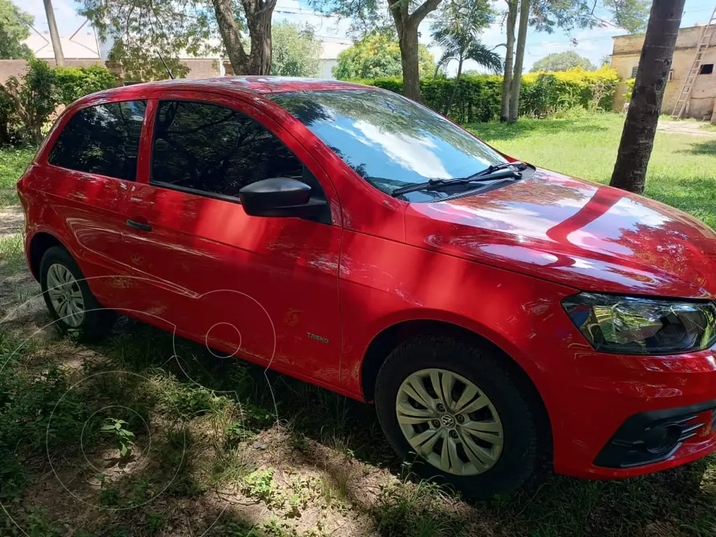 Volkswagen Gol Trend 3P Serie usado (2017) color Rojo precio u$s13.000