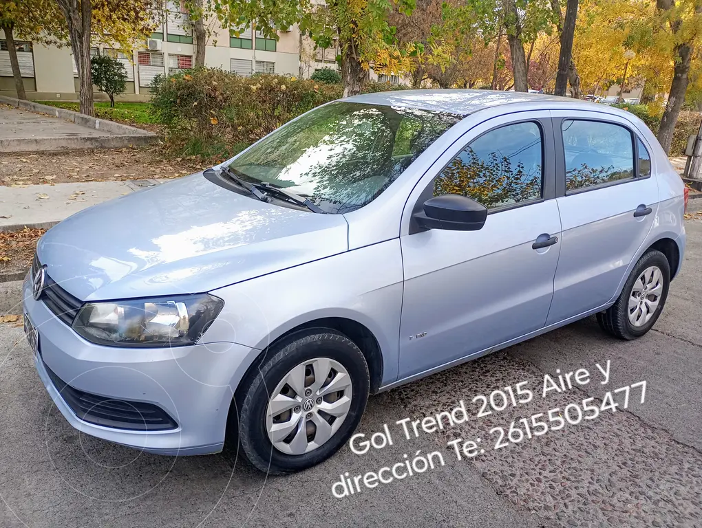 Volkswagen Gol Trend 5P Pack I usado (2015) color Azul precio $12.000.000