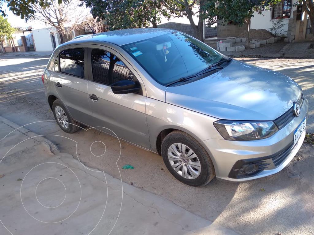 Volkswagen Gol Trend 5P Pack I usado (2016) color Gris precio $2.390.000