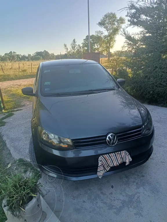 Volkswagen Gol Trend 5P Pack I usado (2014) color Gris precio u$s8.500
