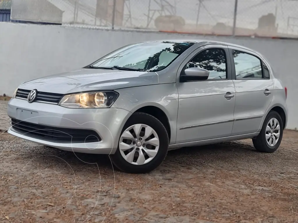 Volkswagen Gol CL usado (2016) color Gris Cuarzo precio $189,900