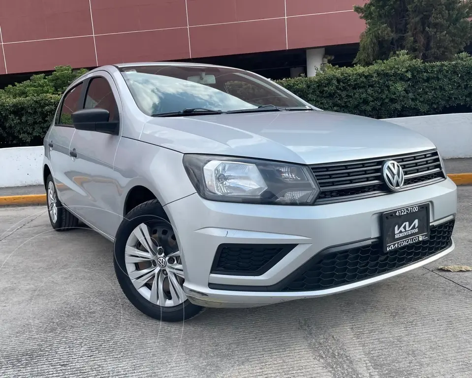 Volkswagen Gol Trendline I-Motion Aut usado (2019) color plateado ...