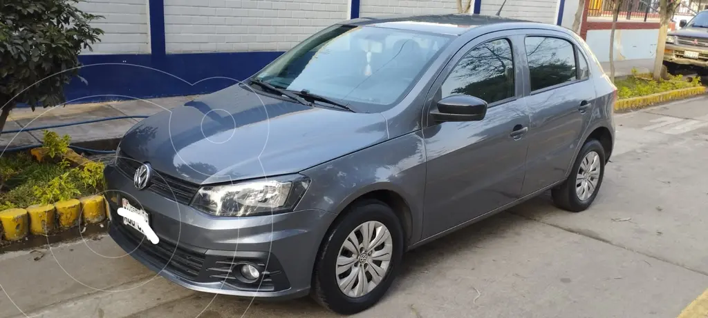 Volkswagen Gol 1.6L Power Aut usado (2016) color Gris precio u$s8,400