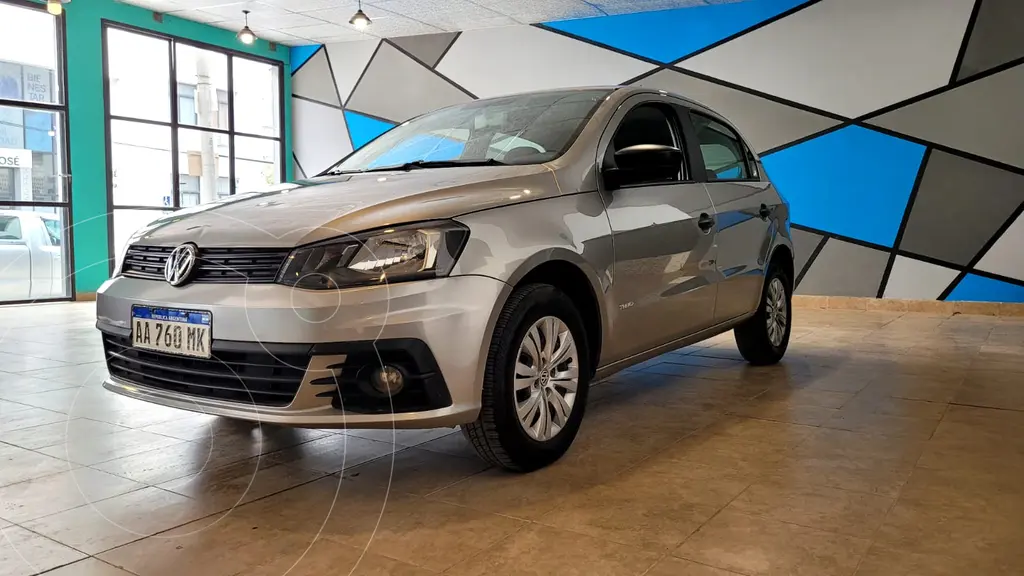 Volkswagen Golf GOL 1.6 5 P TREND L/17 COMFORT usado (2017) color Beige ...