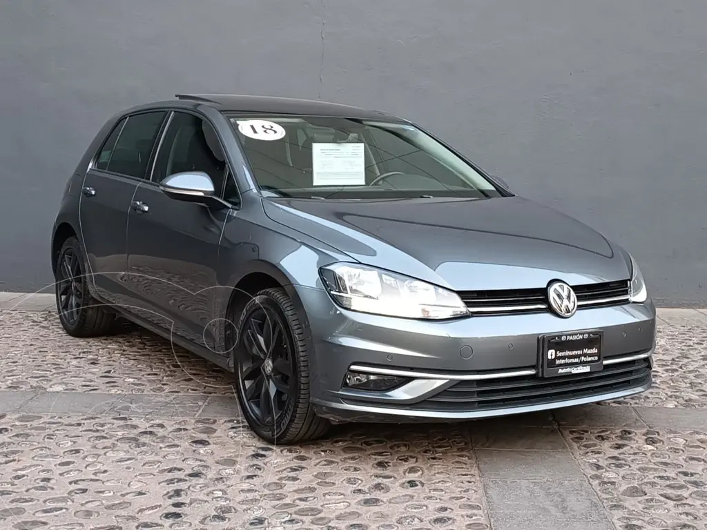 Volkswagen Golf Highline DSG usado (2018) color Gris Oscuro precio $350,000