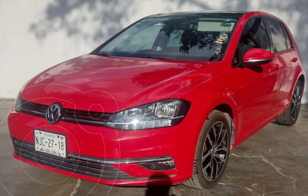 Volkswagen Golf Highline DSG usado (2018) color Rojo precio $410,000