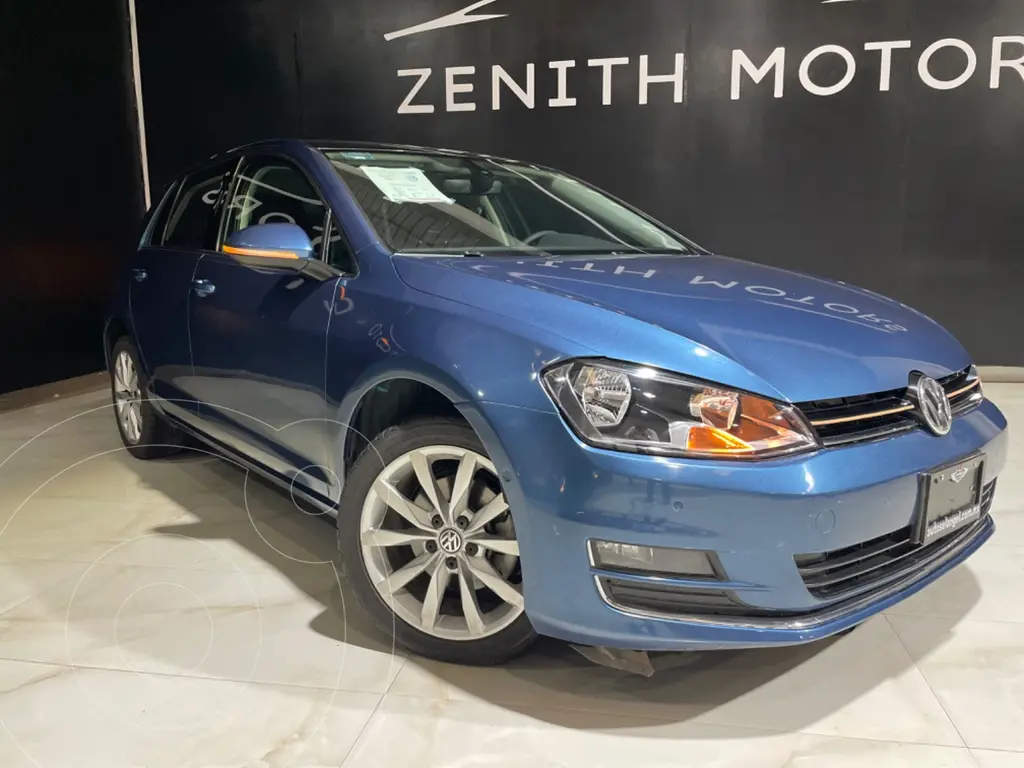 Volkswagen Golf Highline DSG usado (2017) color Azul Noche precio $398,000