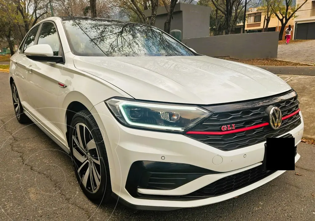 Volkswagen Jetta GLI 2.0T DSG usado (2020) color Blanco precio $399,000