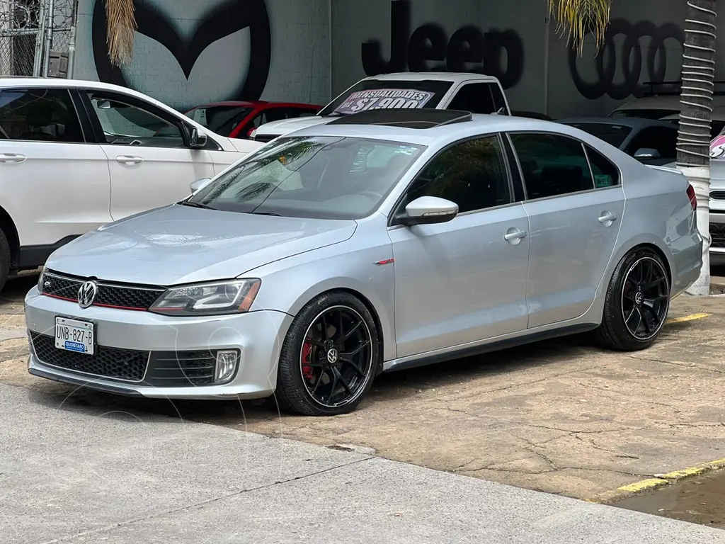 Volkswagen Jetta GLI 2.0T usado (2015) color Gris Platino precio $265,000