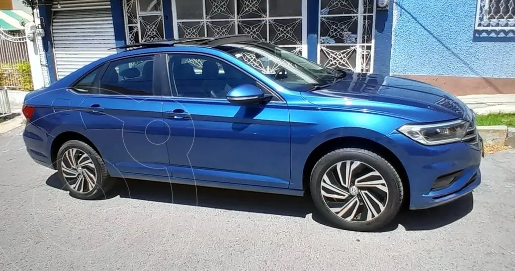 Volkswagen Jetta Highline Tiptronic usado (2020) color Azul precio $375,000