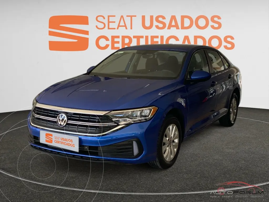 Volkswagen Jetta Comfortline usado (2023) color Azul precio $434,900