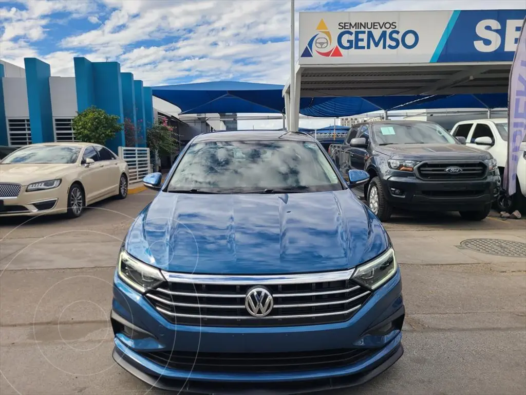 Volkswagen Jetta Highline Tiptronic usado (2019) color Azul Claro ...