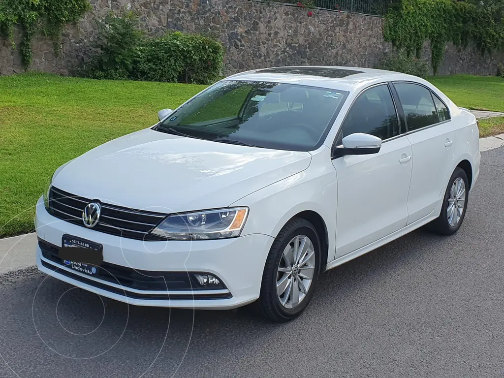 Volkswagen Jetta Trendline usado (2016) color Blanco precio $245,000