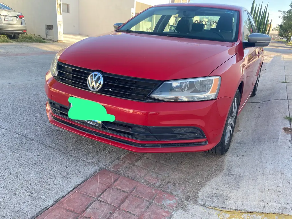 Volkswagen Jetta Trendline Tiptronic usado (2016) color Rojo precio ...