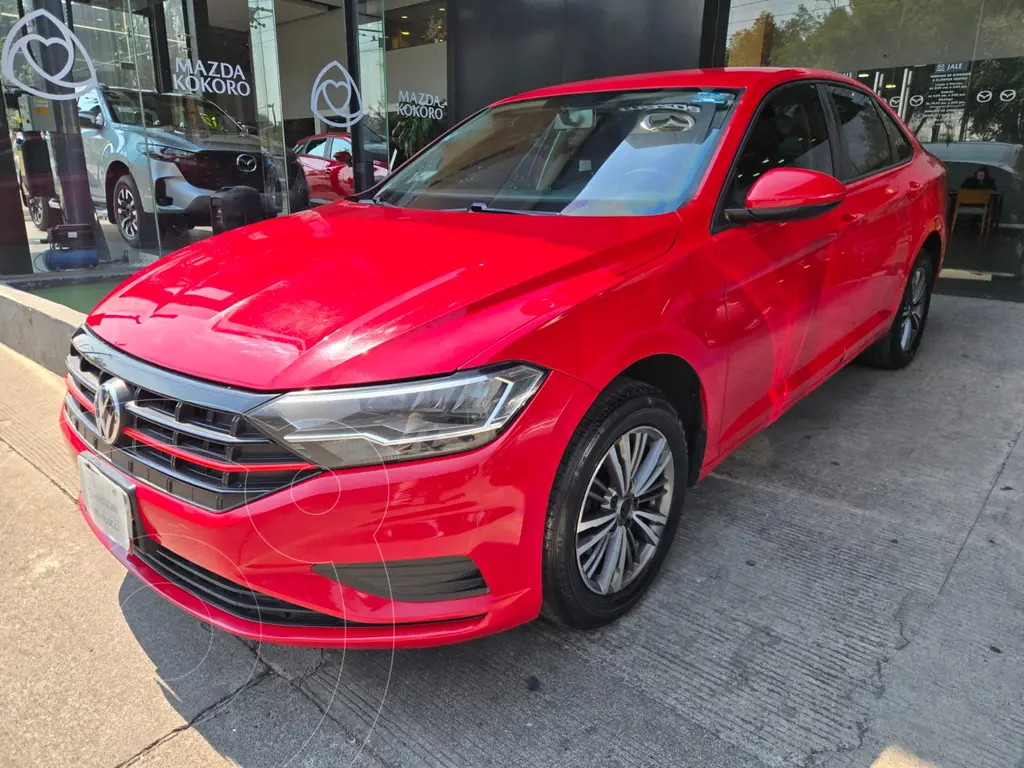 Volkswagen Jetta Trendline Tiptronic usado (2020) color Rojo precio ...