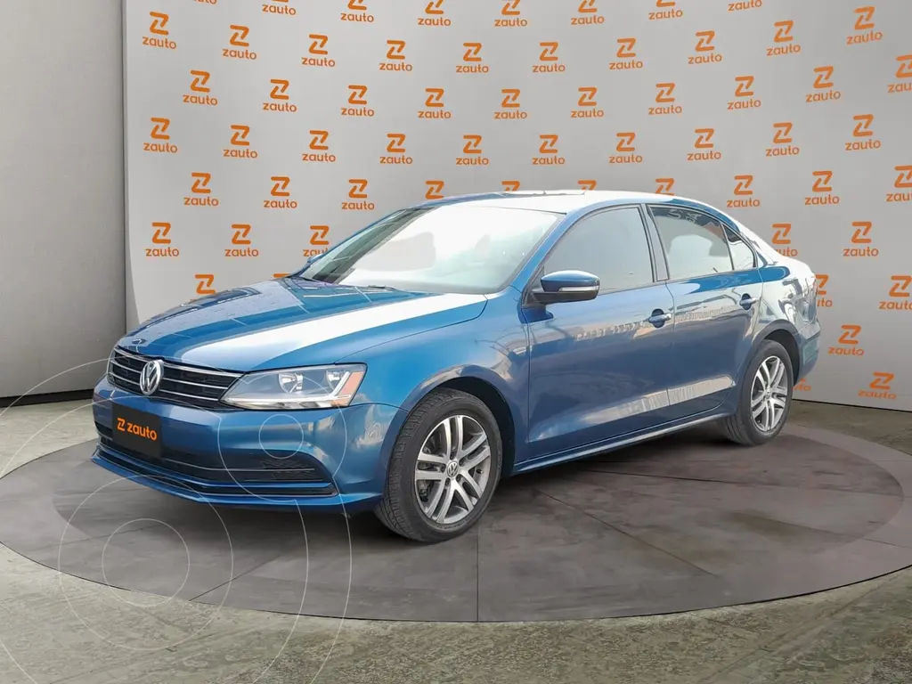 Volkswagen Jetta Trendline usado (2017) color Azul precio $243,900