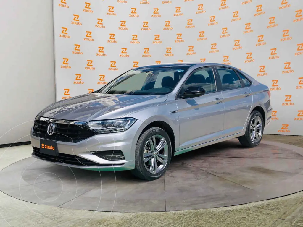 Volkswagen Jetta R-Line Tiptronic usado (2020) color Plata precio $435,900