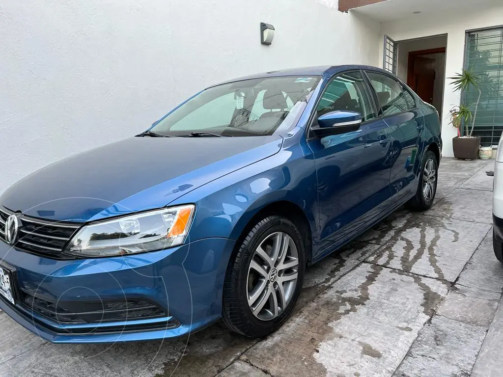 Volkswagen Jetta Trendline Tiptronic usado (2016) color Azul precio ...