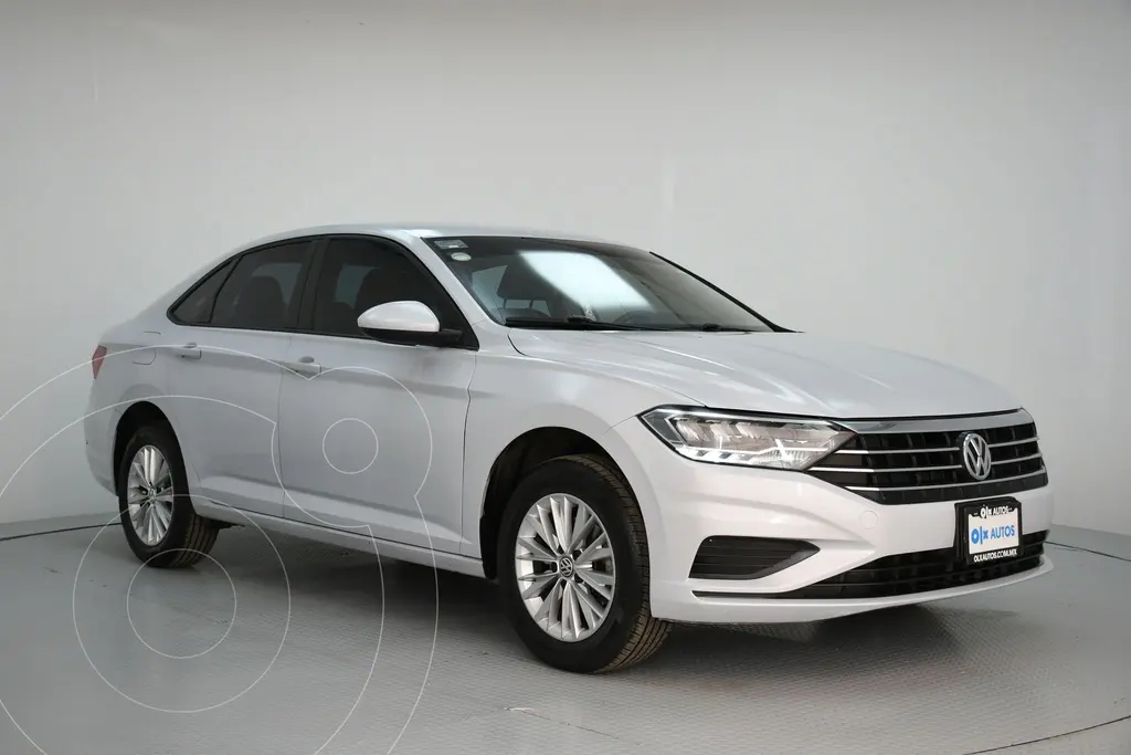 Volkswagen Jetta Comfortline usado (2019) color Blanco precio $339,000