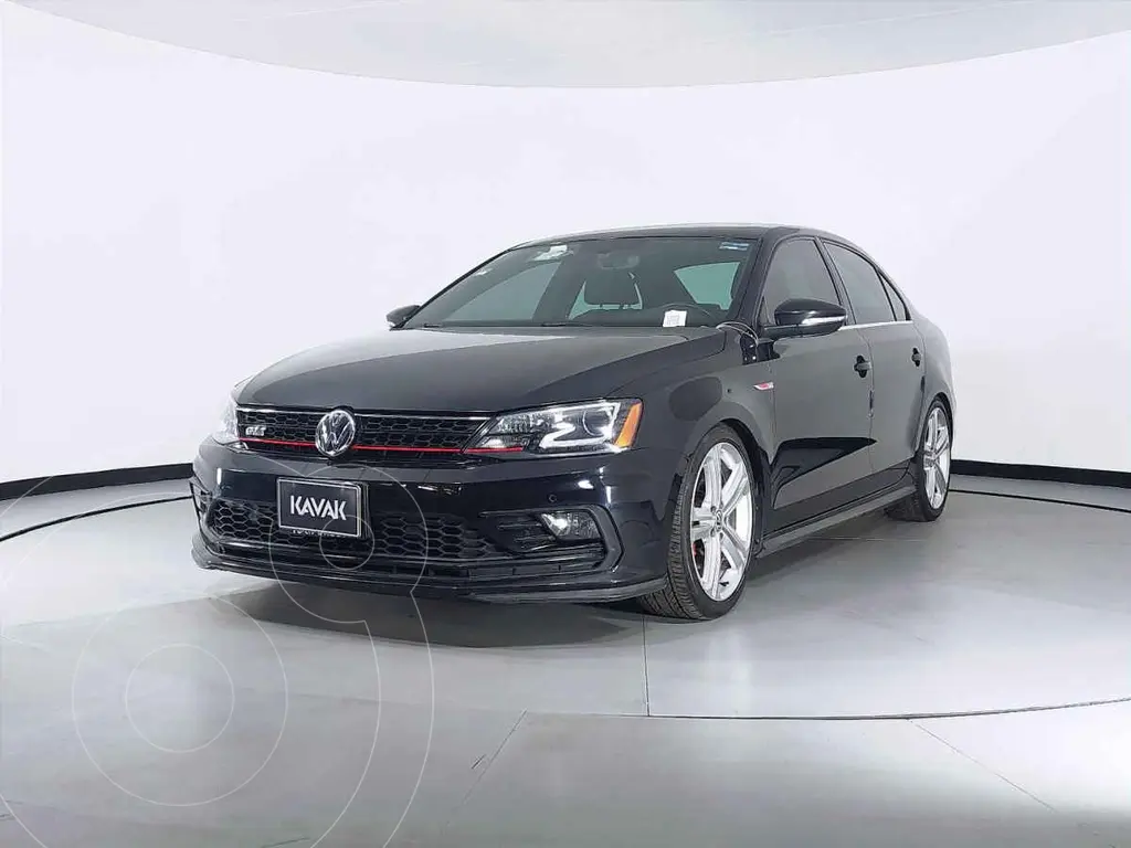 Volkswagen Jetta GLi Aut usado (2017) color Negro precio $380,999
