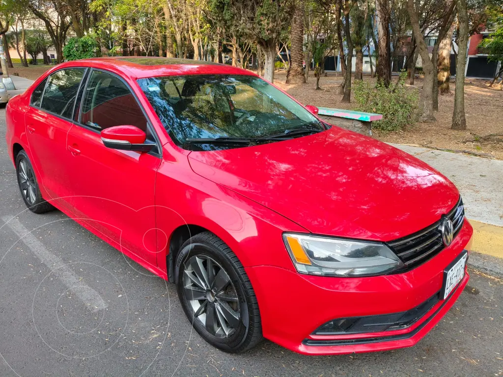 Volkswagen Jetta Comfortline usado (2016) color Rojo Tornado precio ...