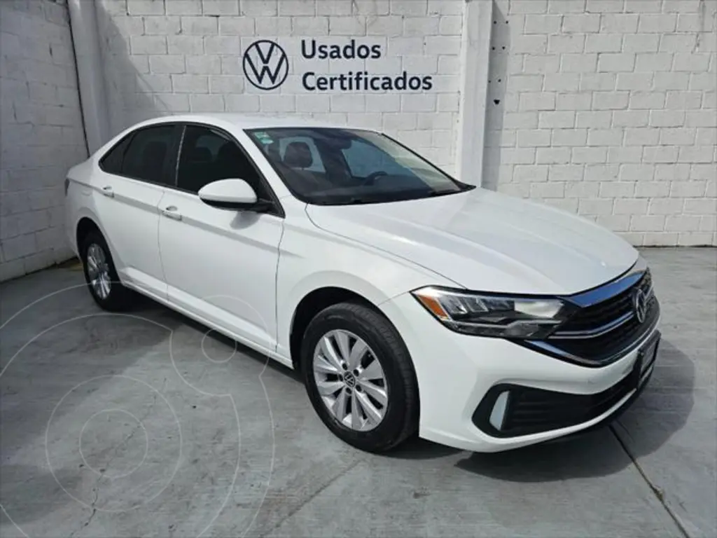 Volkswagen Jetta Comfortline usado (2022) color Blanco precio $389,900