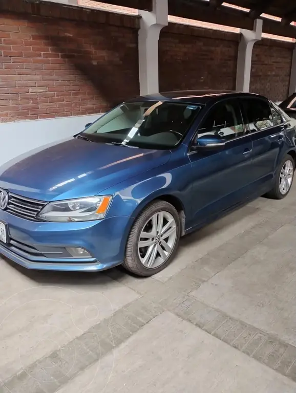 Volkswagen Jetta Sportline Tiptronic usado (2016) color Azul precio ...