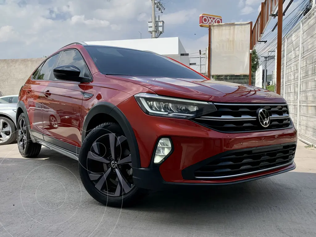 Volkswagen Nivus Highline usado (2022) color Rojo precio $459,000