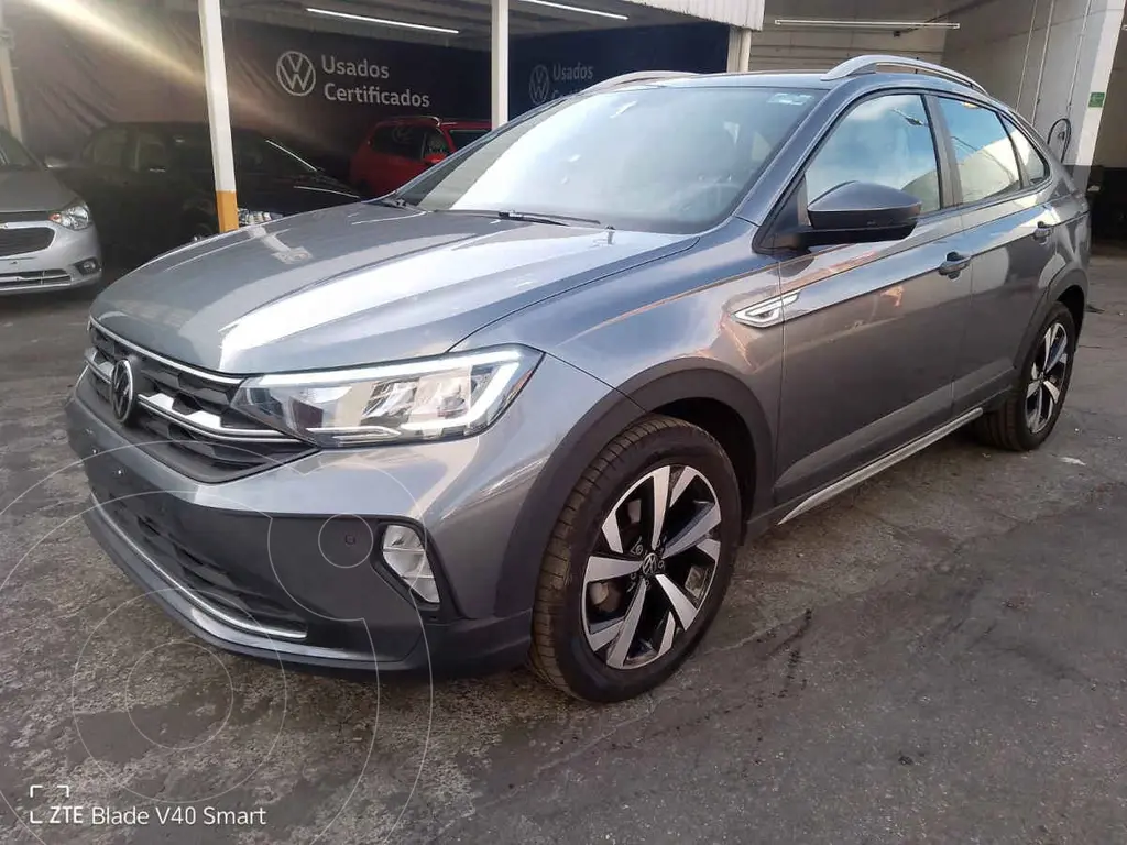 Volkswagen Nivus Highline usado (2023) color Gris precio $419,500