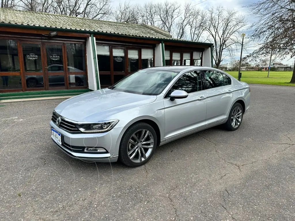 Volkswagen Passat 2.0 TSi Highline DSG usado (2017) color Gris precio ...