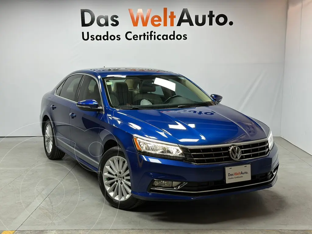 Volkswagen Passat Tiptronic Highline usado (2017) color Azul Claro ...