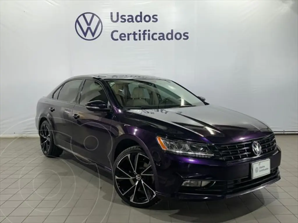 Volkswagen Passat Tiptronic Sportline usado (2019) color Azul precio ...