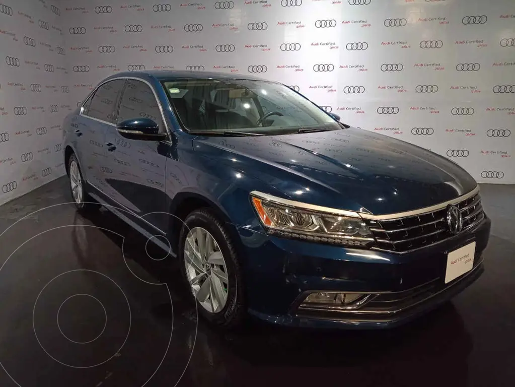 Volkswagen Passat Tiptronic Highline usado (2018) color Azul precio ...