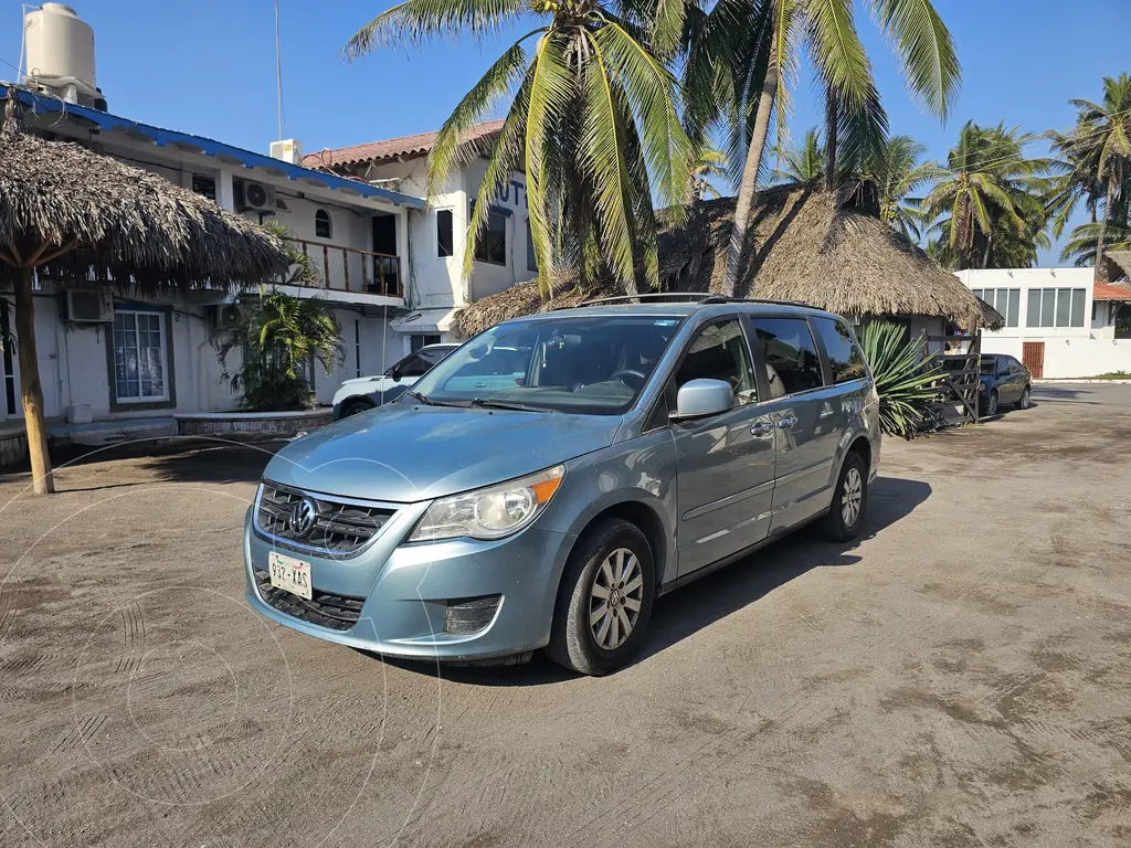Volkswagen Routan Prestige usado (2009) color Azul precio $130,000