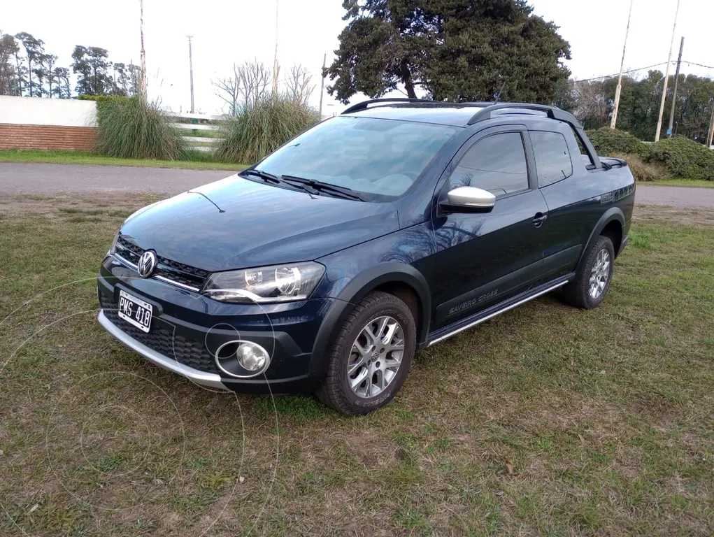 Volkswagen Saveiro 1.6 Cross usado (2016) color Azul precio $6.700.000