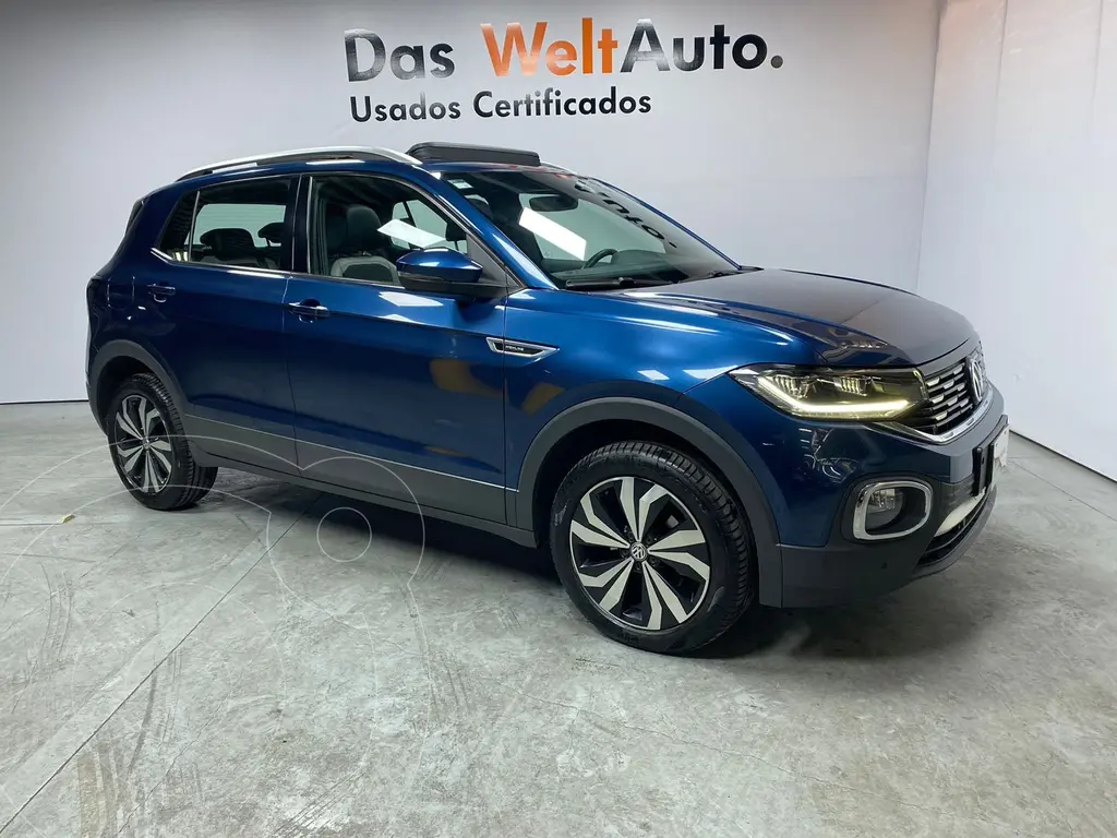 Volkswagen T-Cross Highline usado (2021) color Azul Marino precio $449,000
