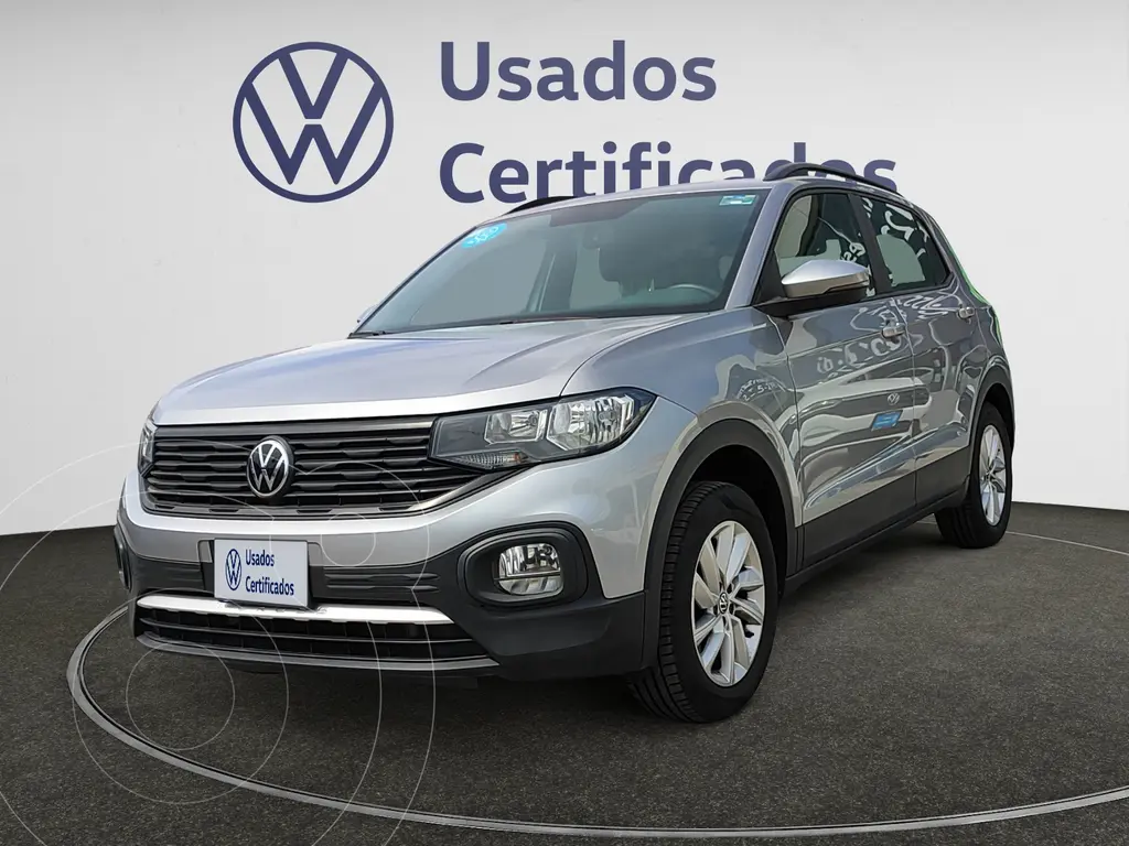 Volkswagen T-Cross Trendline usado (2024) color Plata precio $380,900