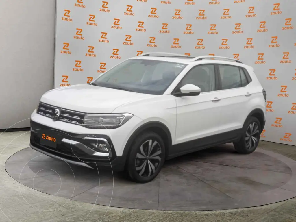 Volkswagen Taigun Highline usado (2023) color Blanco precio $485,000