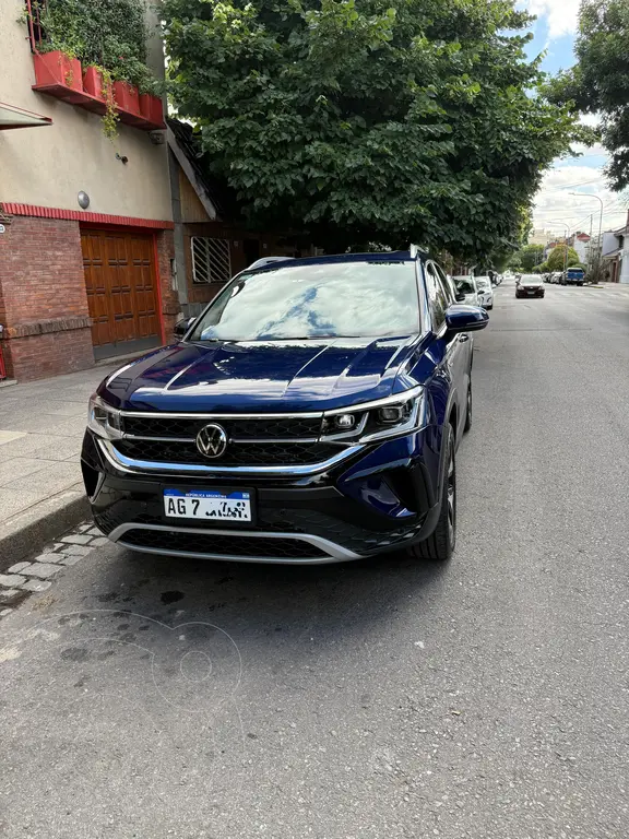 Volkswagen Taos Highline Aut usado (2024) color Azul Atlantico precio ...
