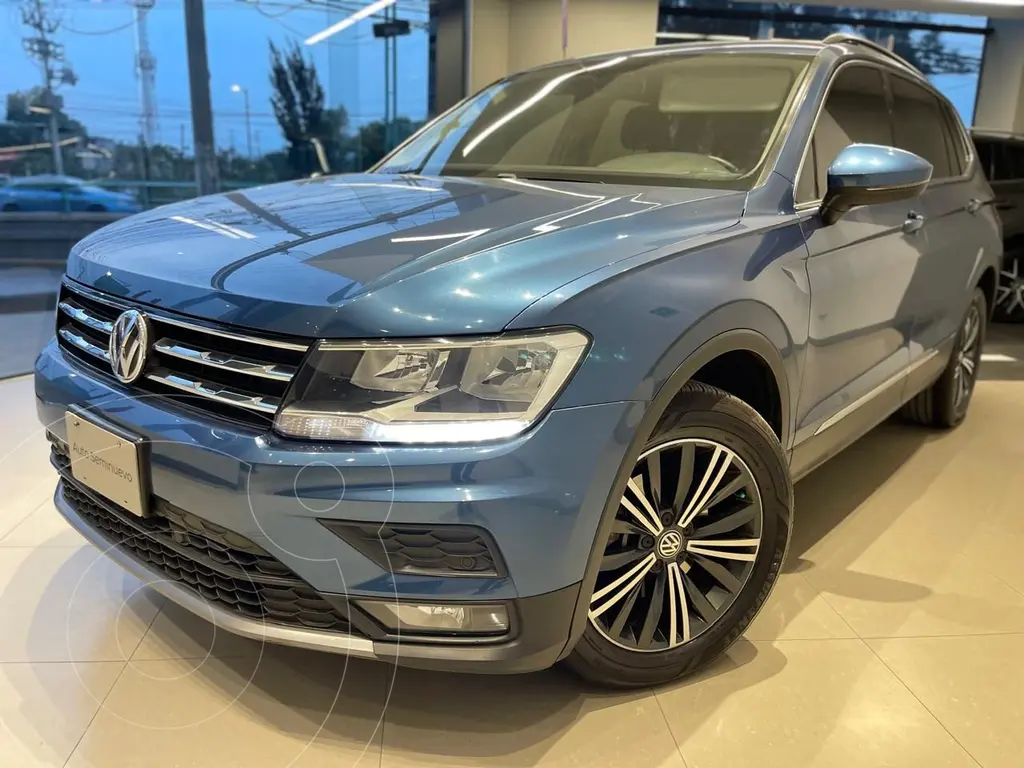 Volkswagen Tiguan Comfortline 5 Asientos Piel usado (2019) color Azul ...