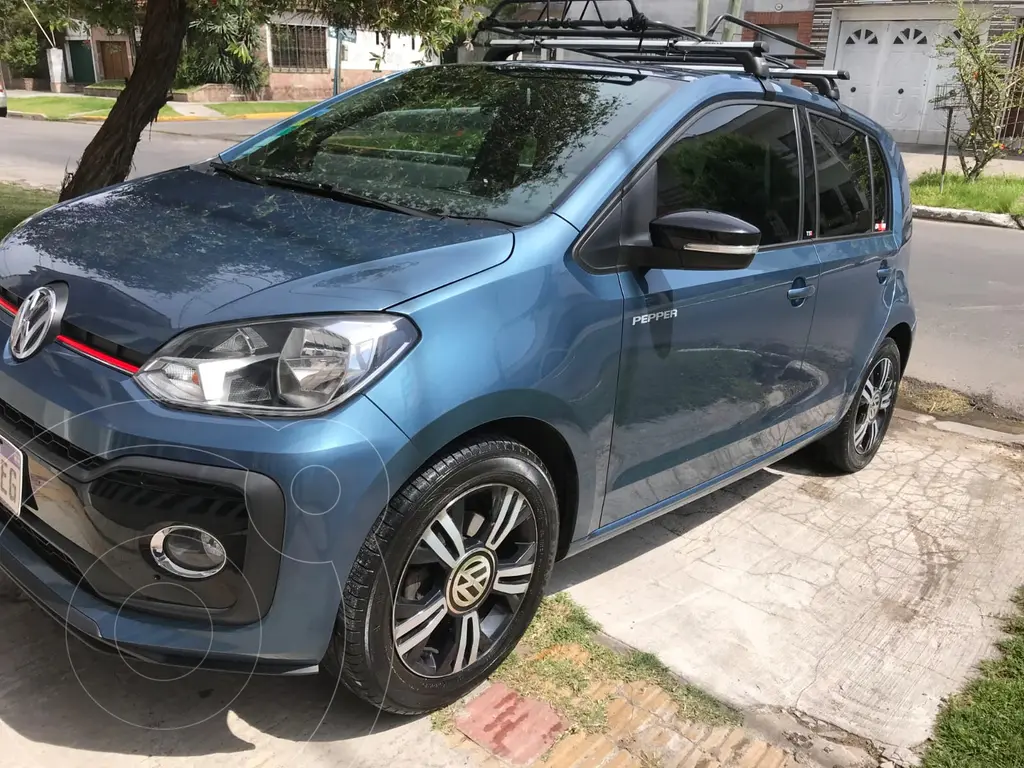 Volkswagen up! 5P 1.0T Pepper up! usado (2017) color Azul Cristal ...