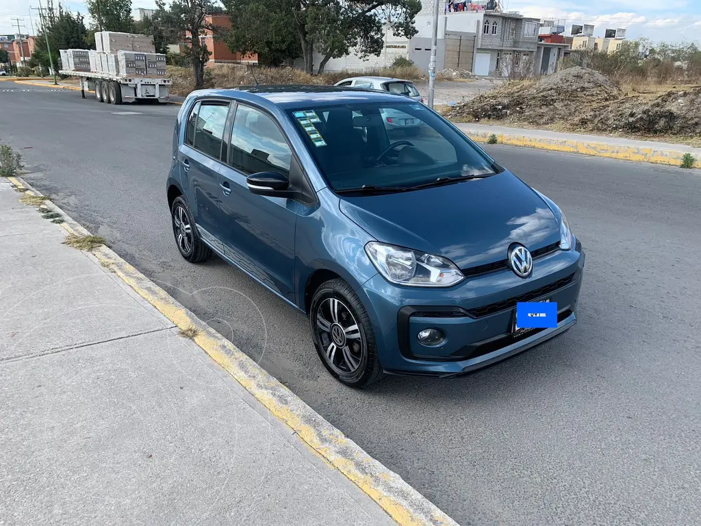 Volkswagen up! Connect usado (2018) color Azul Laguna precio $198,000