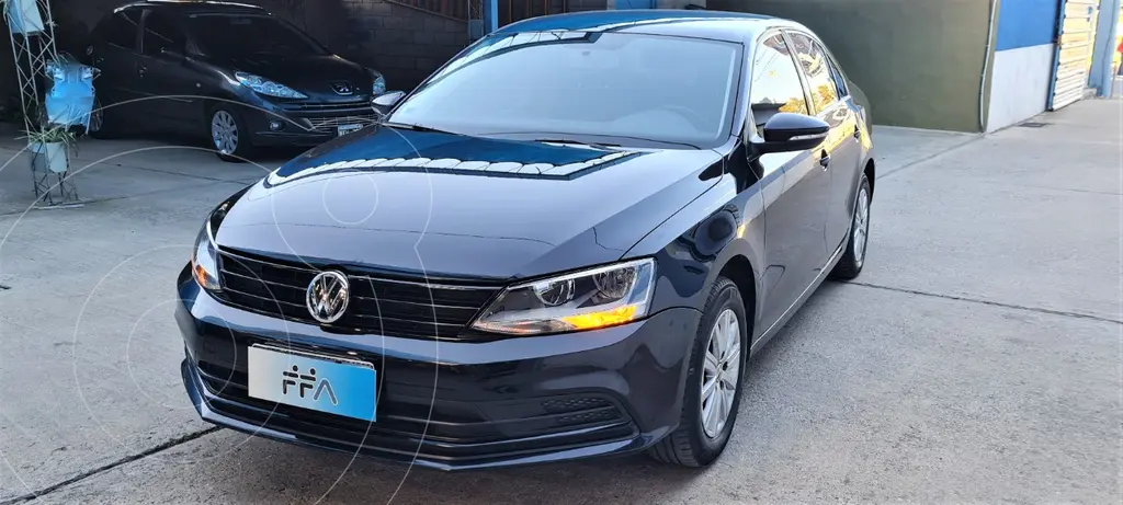 Volkswagen Vento 2.0 FSI Advance usado (2017) color Negro precio $21. ...