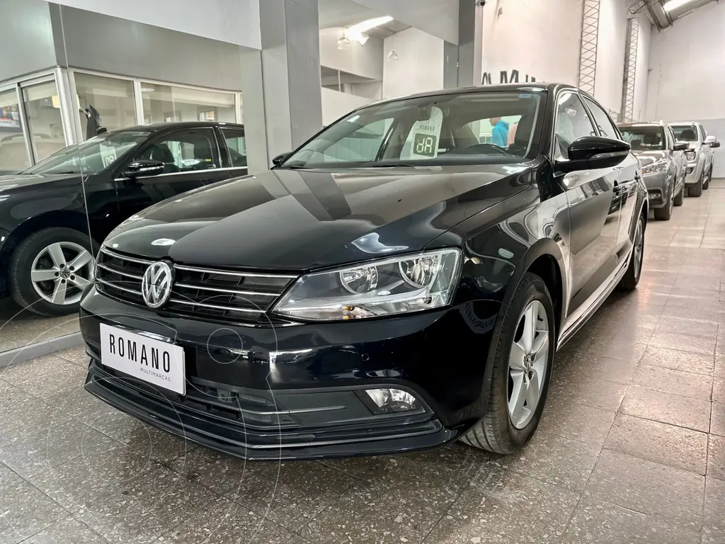 Volkswagen Vento 1.4 TSI Highline DSG usado (2017) color Negro ...