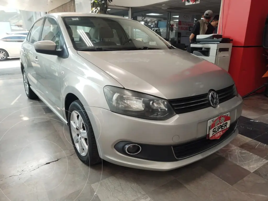 Volkswagen Vento Active Aut usado (2015) color Beige precio $167,000