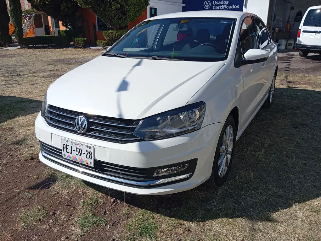 Volkswagen Vento Highline usado (2019) color Blanco precio $240,000